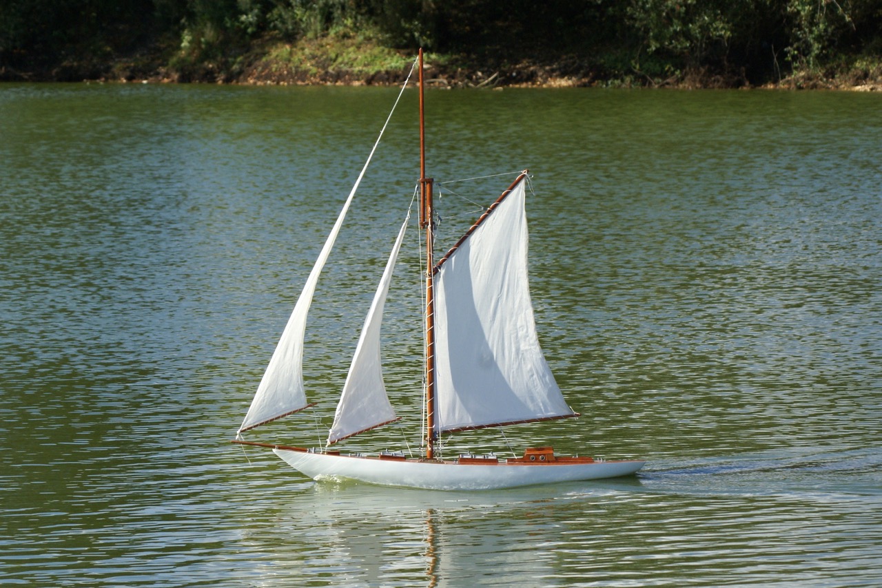 Gaff Cutter – SRCMYC/SRCMBC