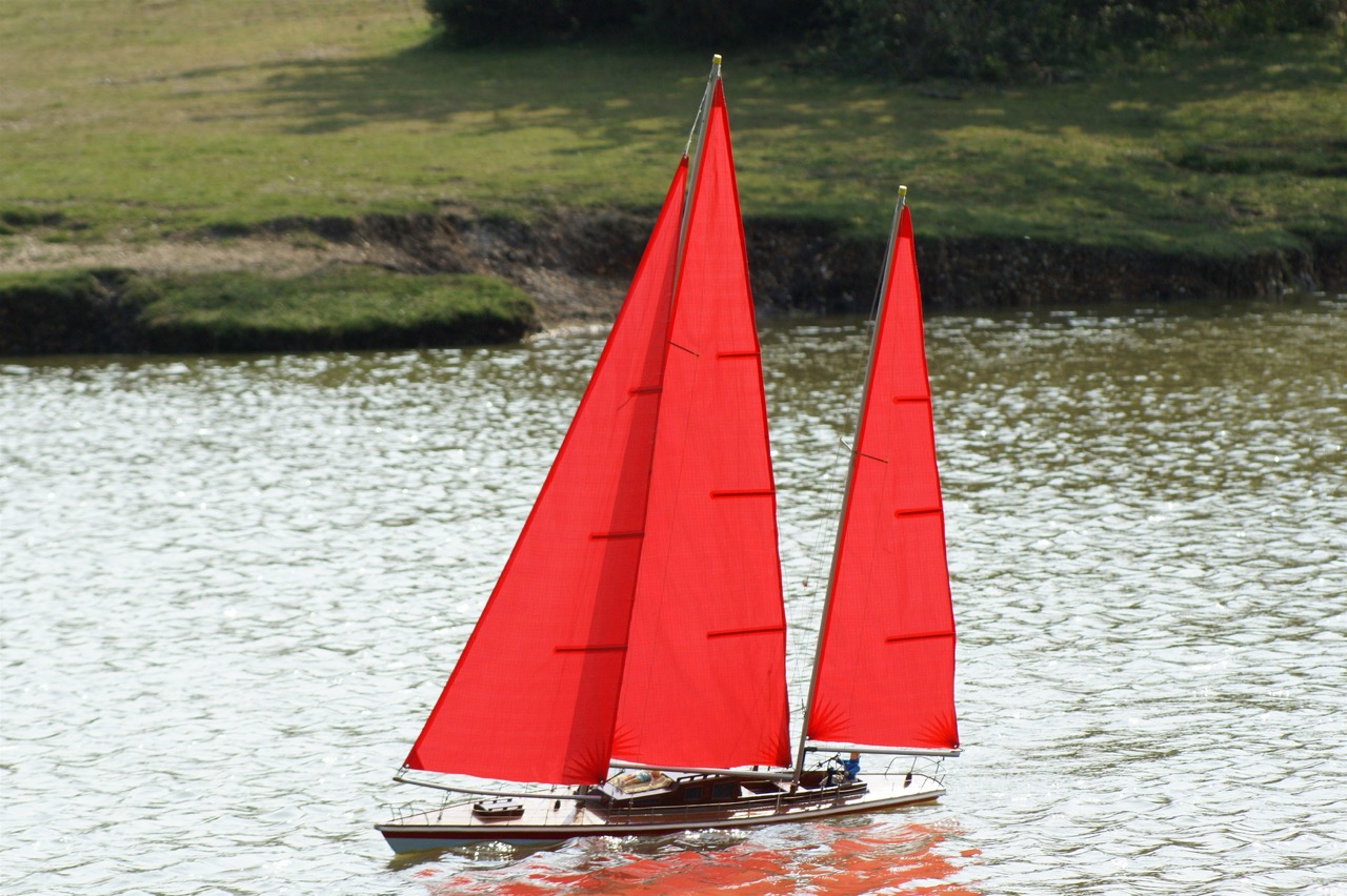 Red Sail Ketch – SRCMYC/SRCMBC