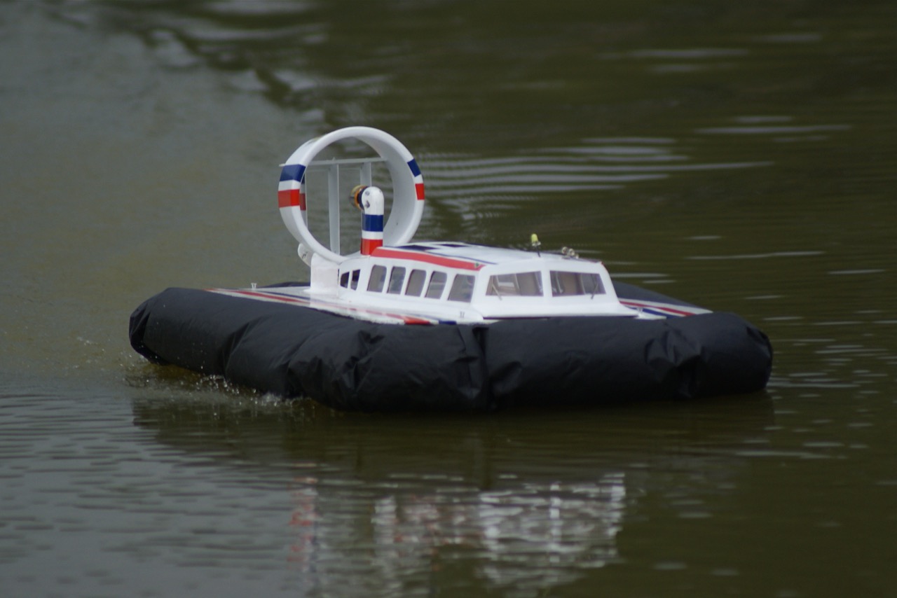 Hovercraft (large) – SRCMYC/SRCMBC