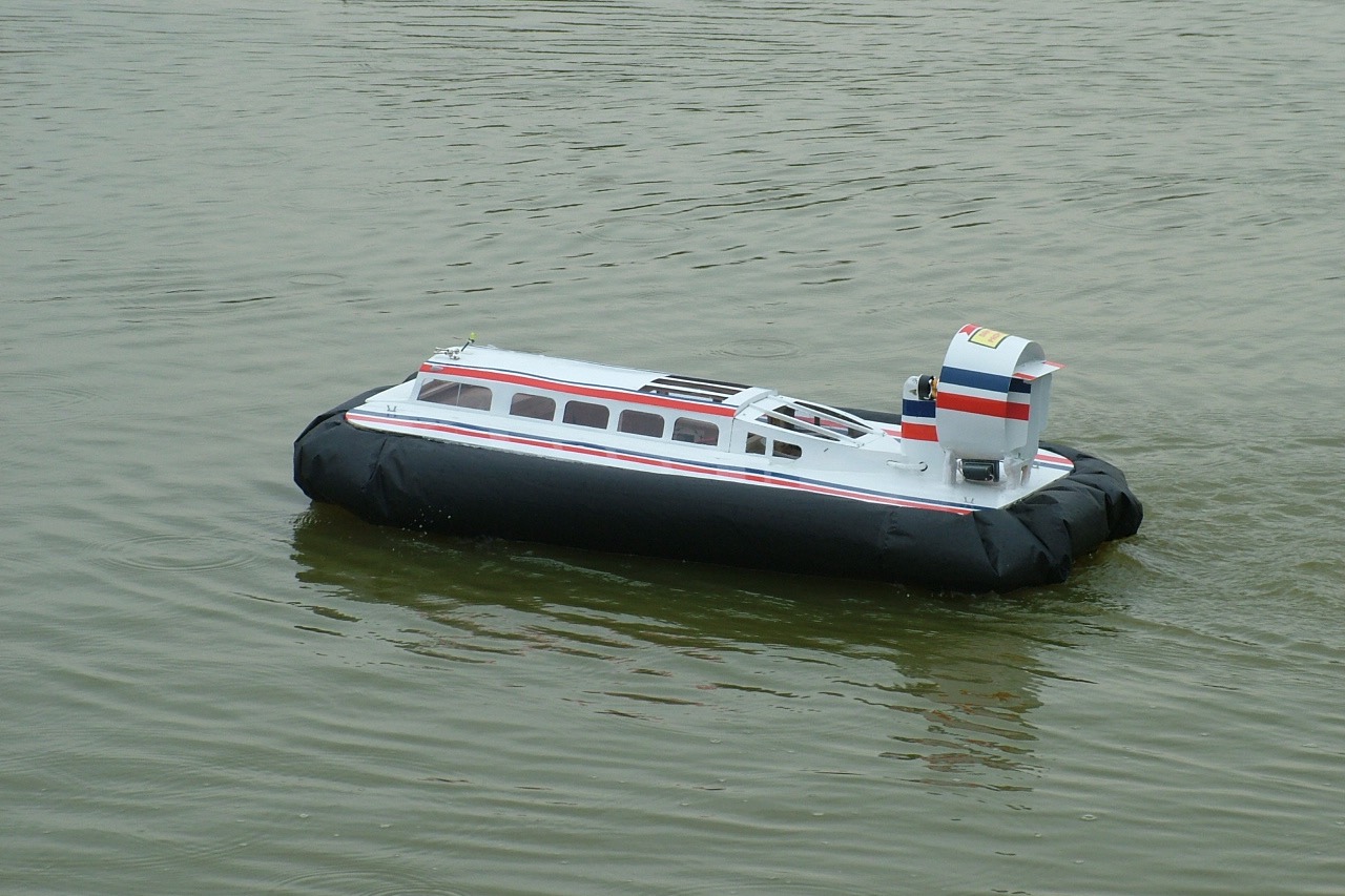Hovercraft (large) – SRCMYC/SRCMBC