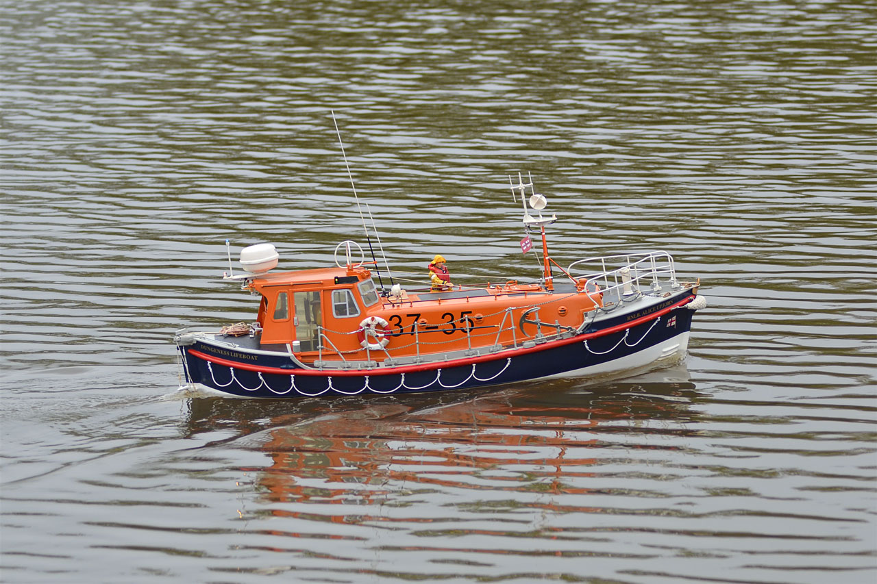 Models at the Pond on Thursday – SRCMYC/SRCMBC